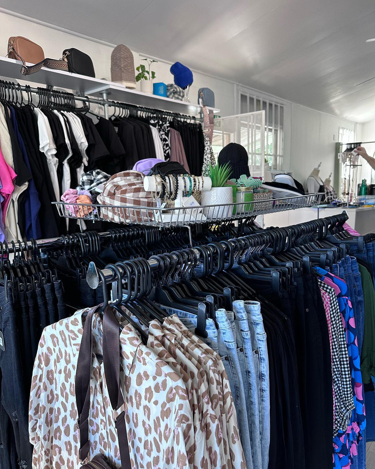 Store Location – Freez Clothing